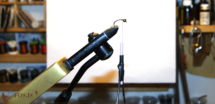 Bakgrunnur hnýtinga – FOS